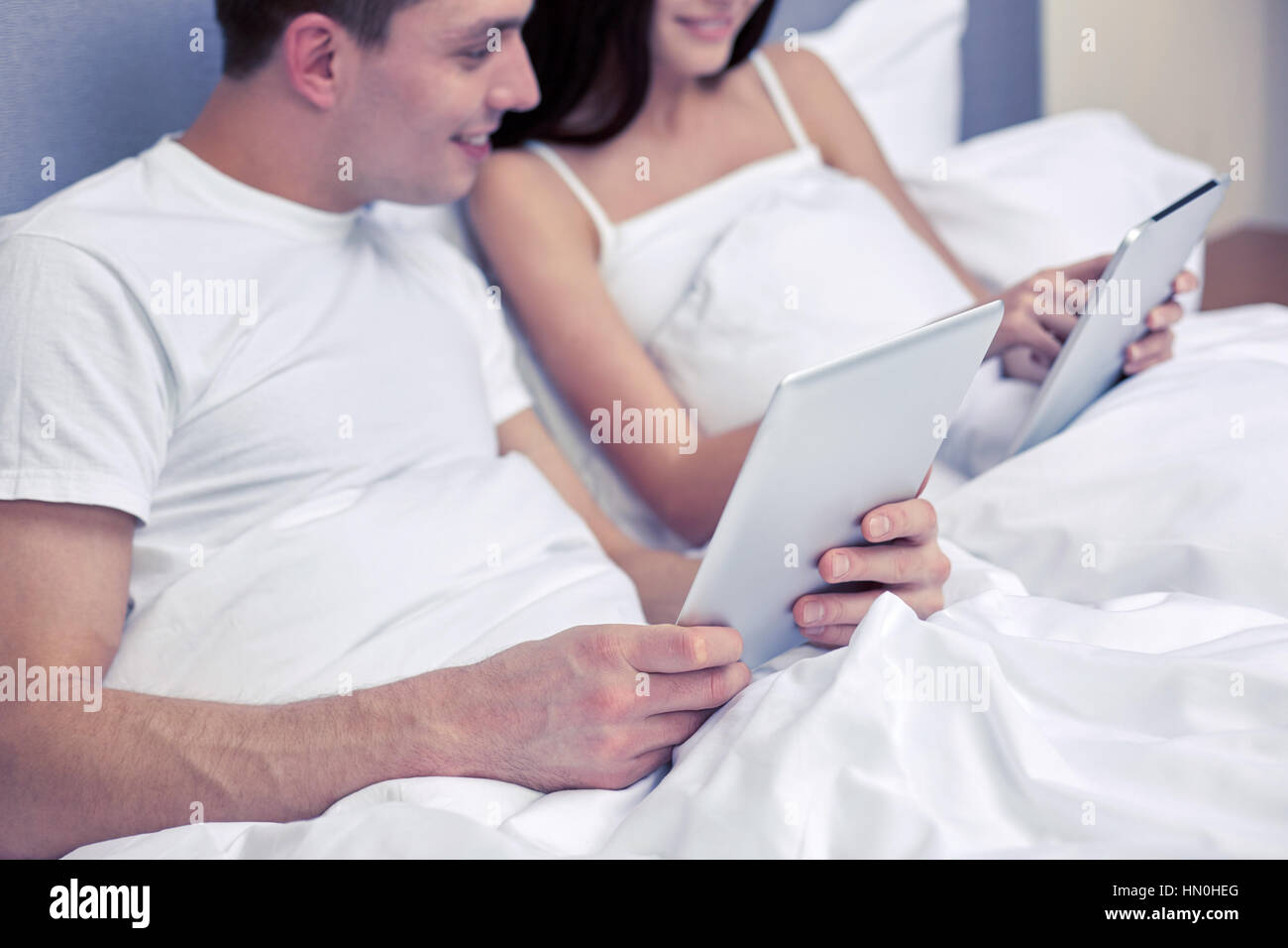 Woman pc computers hi-res stock photography and images - Alamy