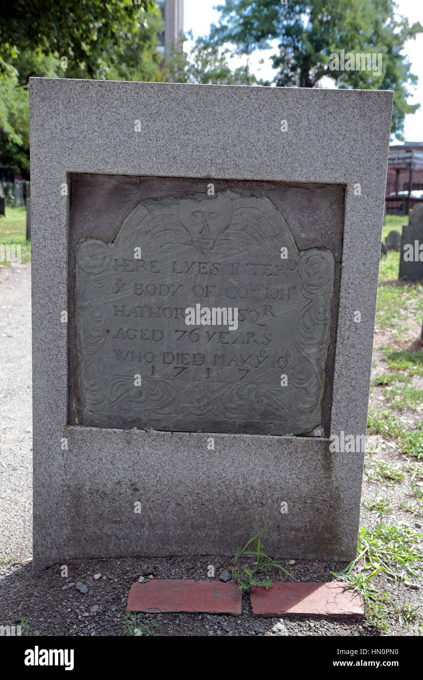 Old burying point cemetery salem hi-res stock photography and images - Alamy