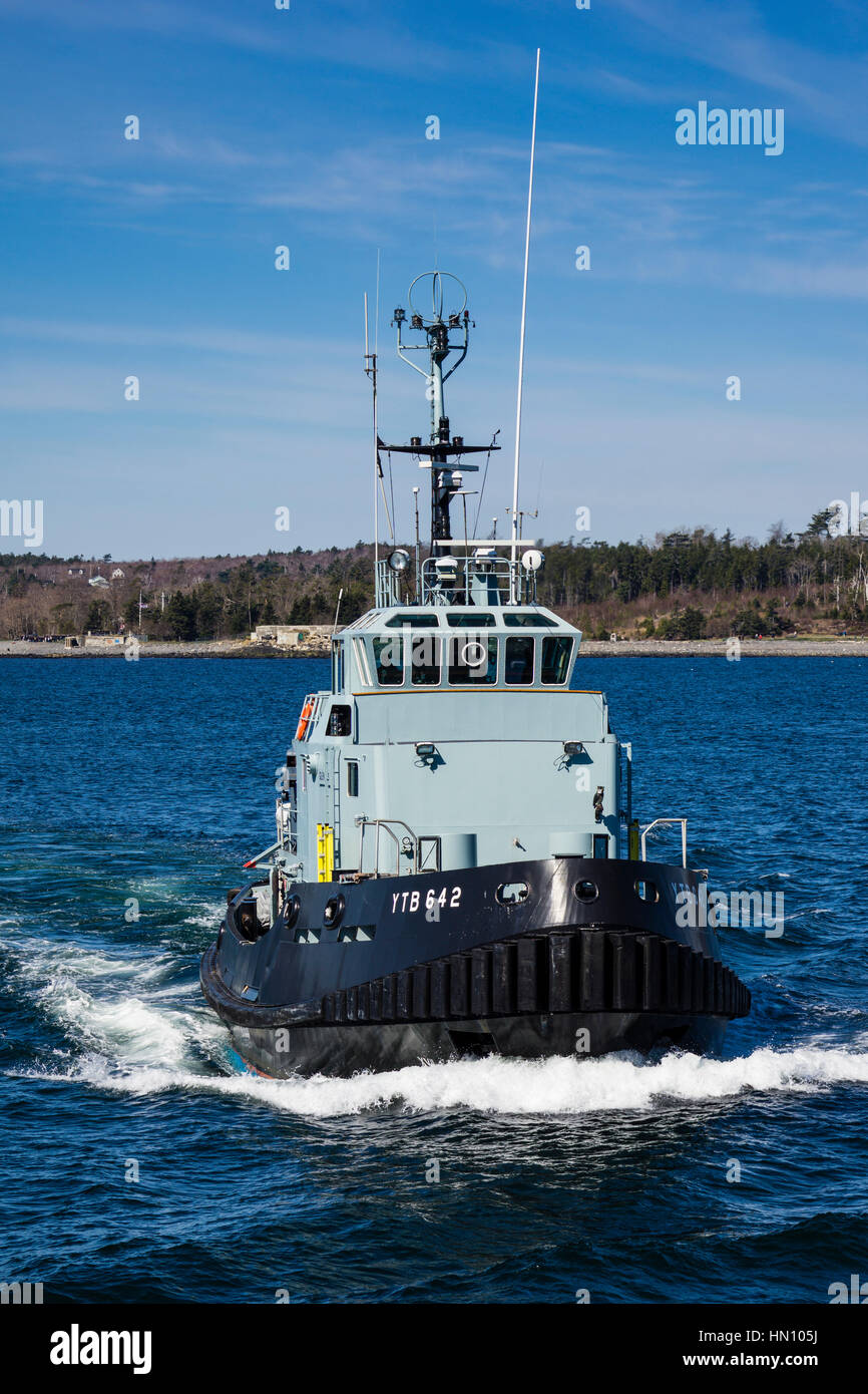 Navy Tug High Resolution Stock Photography and Images - Alamy