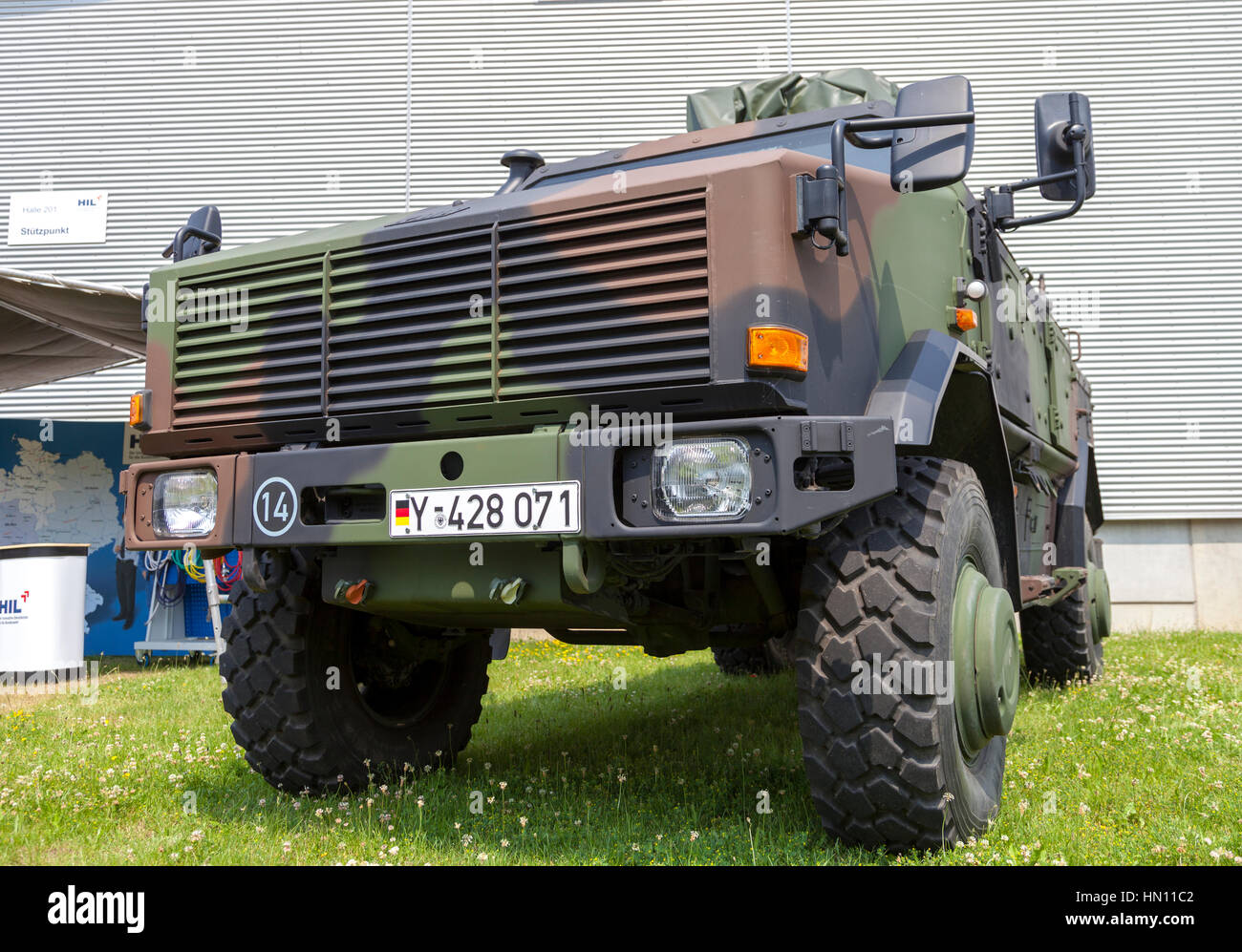 Kmw symbol hi-res stock photography and images - Alamy