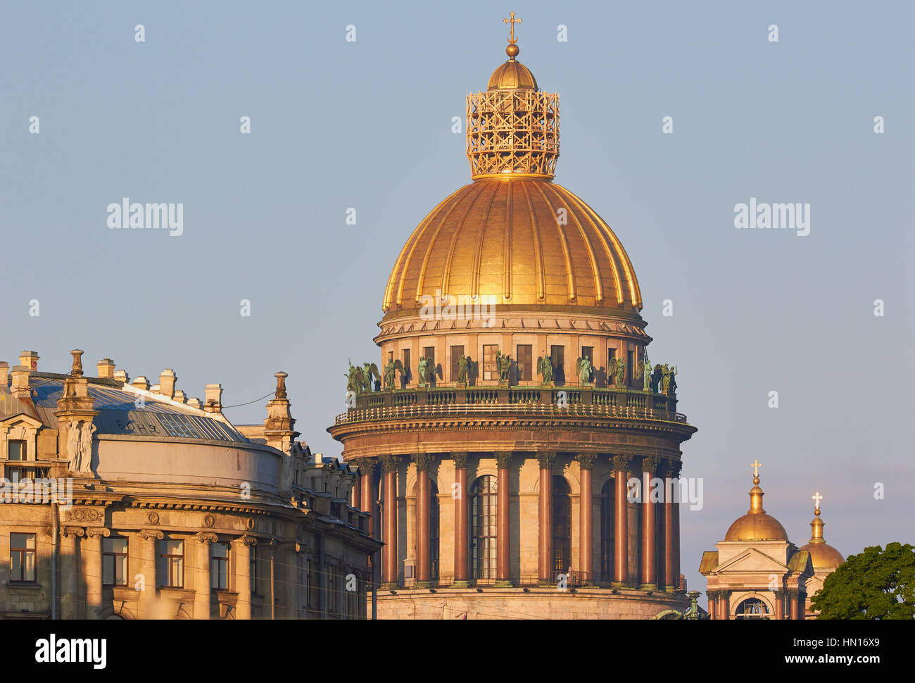 Dome of St Isaac's Cathedral at sunrise, St Petersburg Russia Stock ...