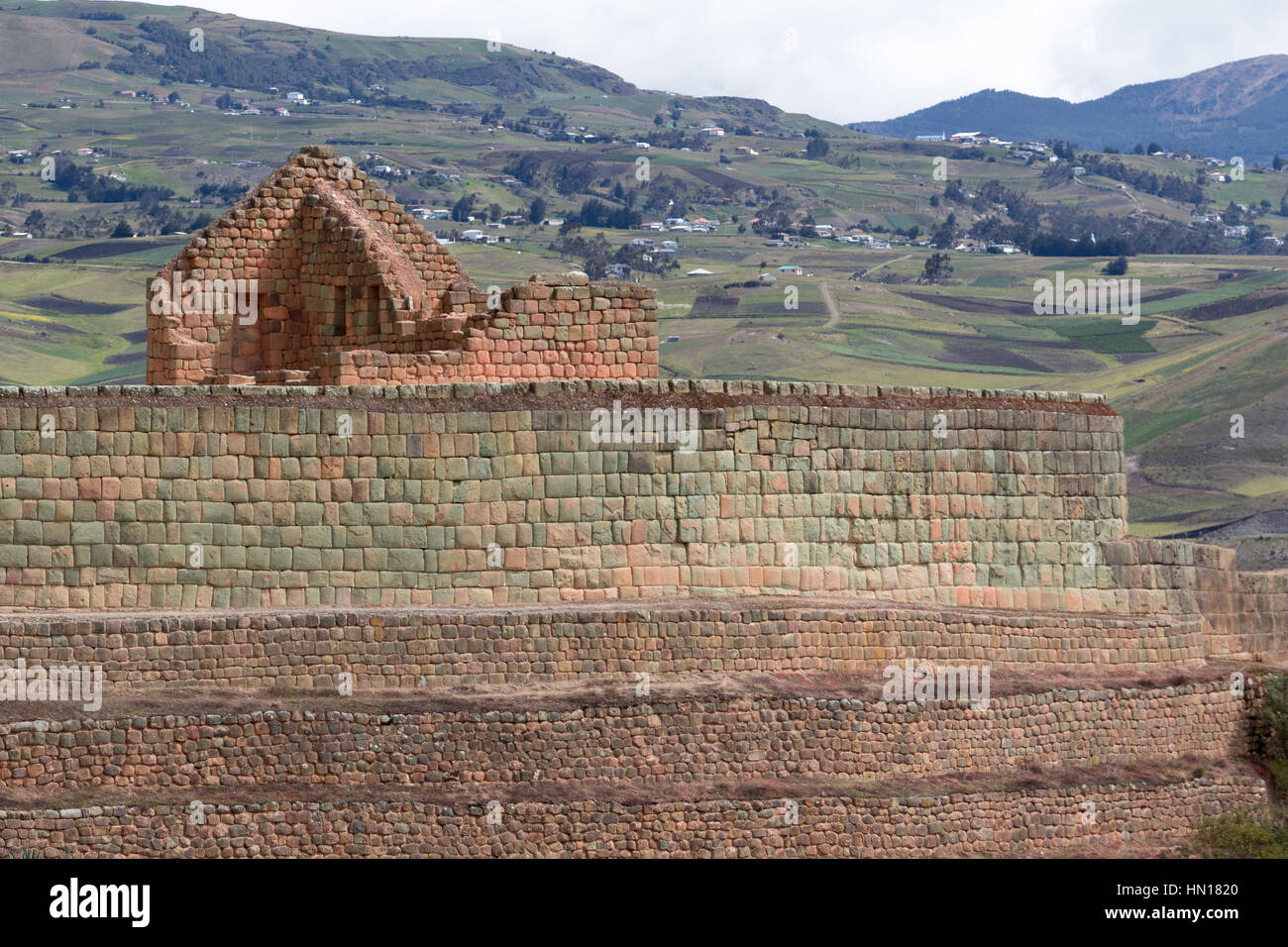 Inka ruins hi-res stock photography and images - Alamy