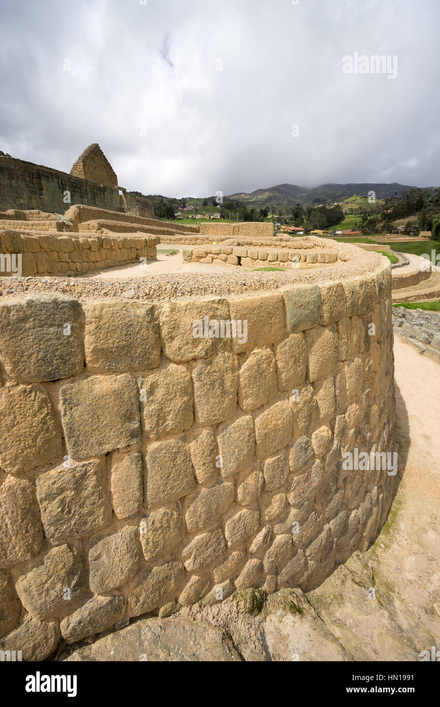 Ingapirca, Inka architecture, stone walls, stairs, ruins, outdoors ...