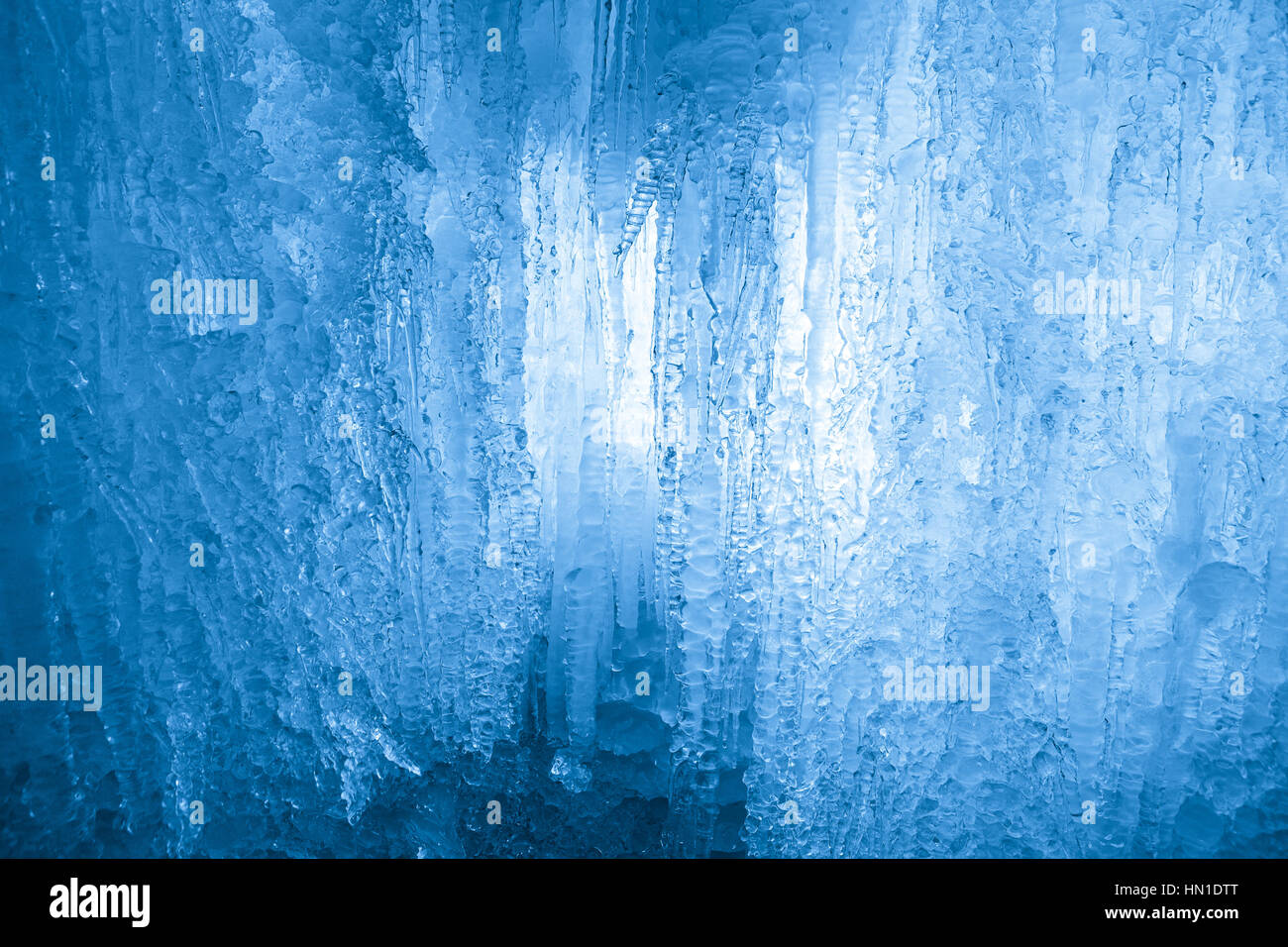 Frozen waterfall. Icicles structure Stock Photo - Alamy