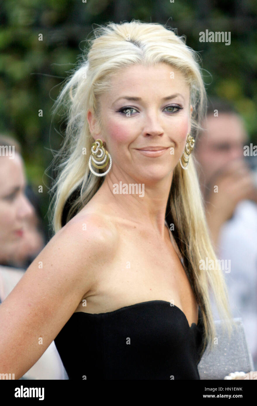 Tamara Beckwith arrives at the amFAR gala at the Hotel Du Cap in ...