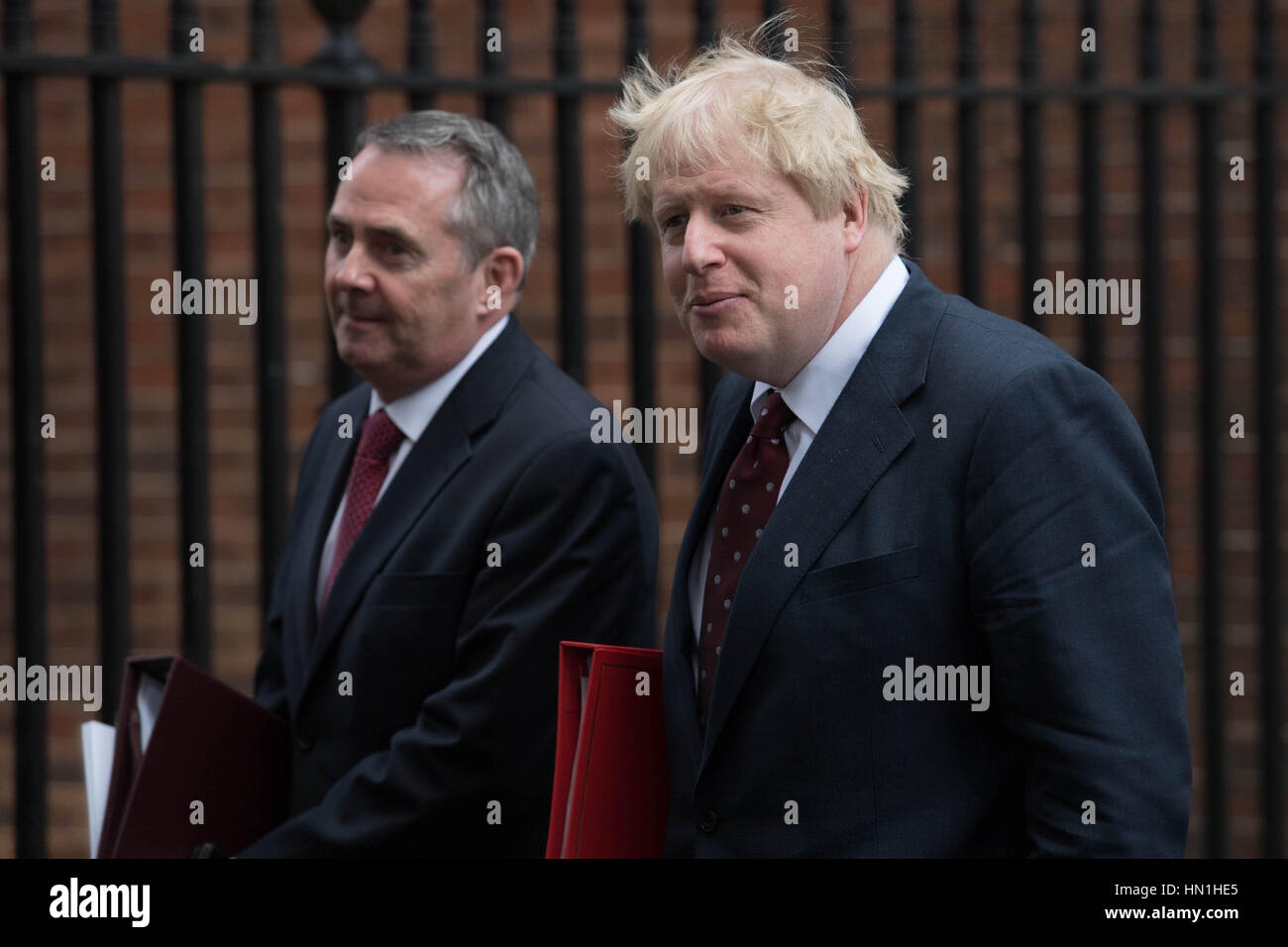 International Trade Secretary Liam Fox (left) and Foreign Secretary ...
