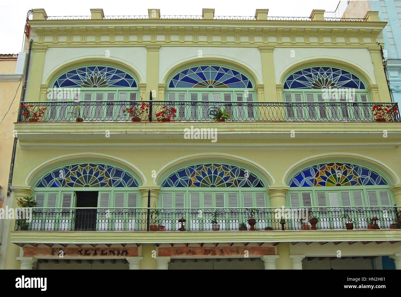Havana cuba stained glass windows hi-res stock photography and images ...