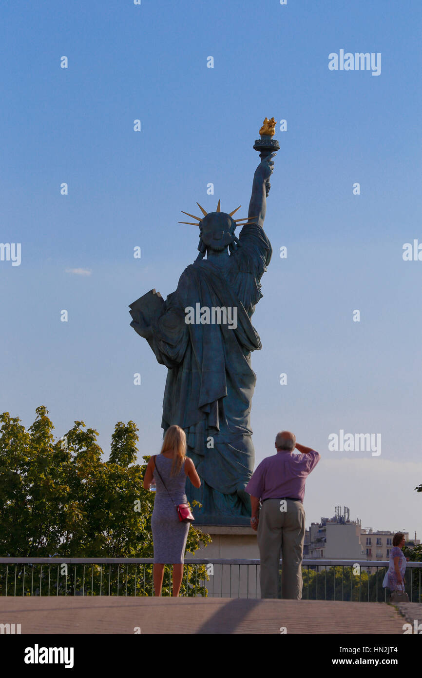 People view French Statue of Liberty Replica, view from the River Seine ...