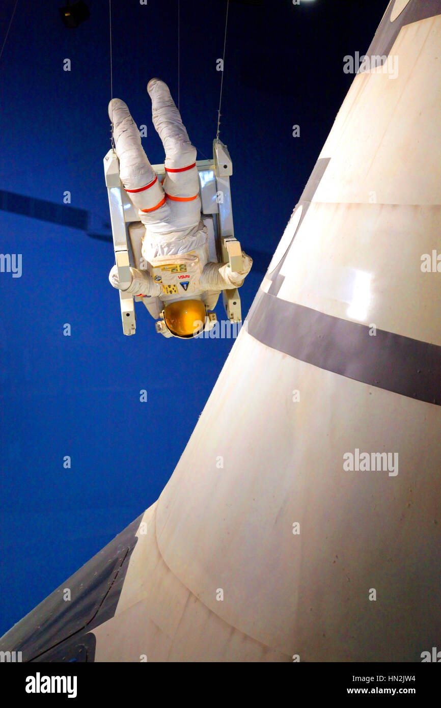 Mock up space shuttle hi-res stock photography and images - Alamy
