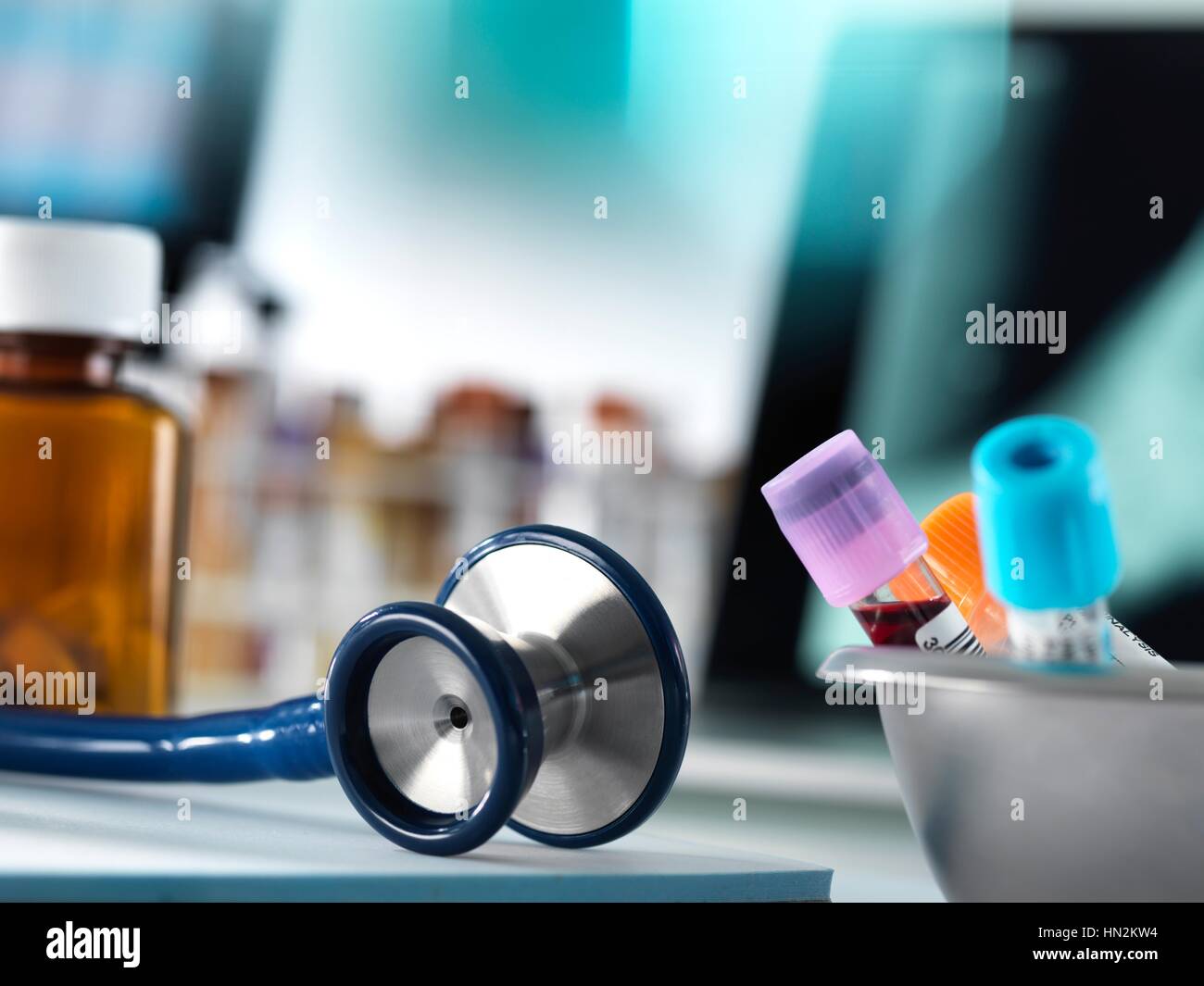 Diagnostic samples hi-res stock photography and images - Alamy