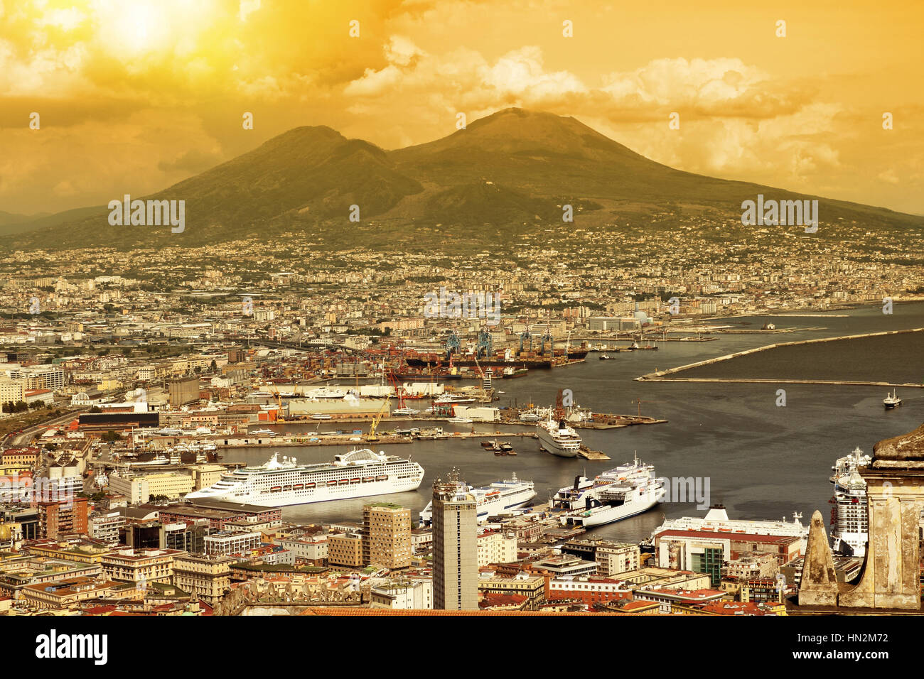 Napoli naples city hi-res stock photography and images - Alamy
