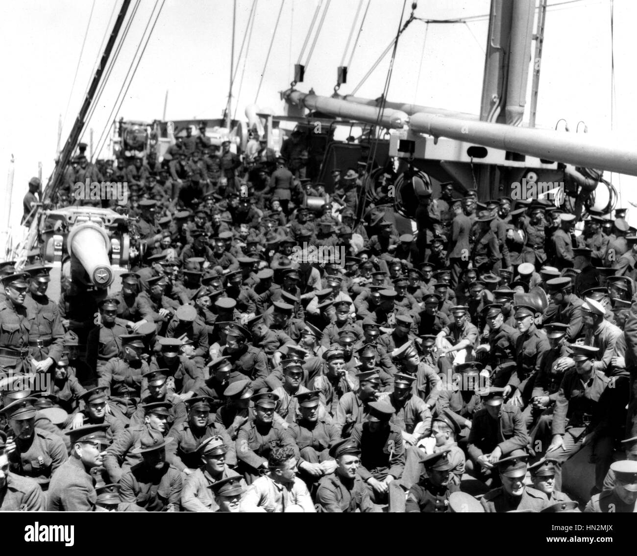 Soldiers american revolution Black and White Stock Photos & Images - Alamy