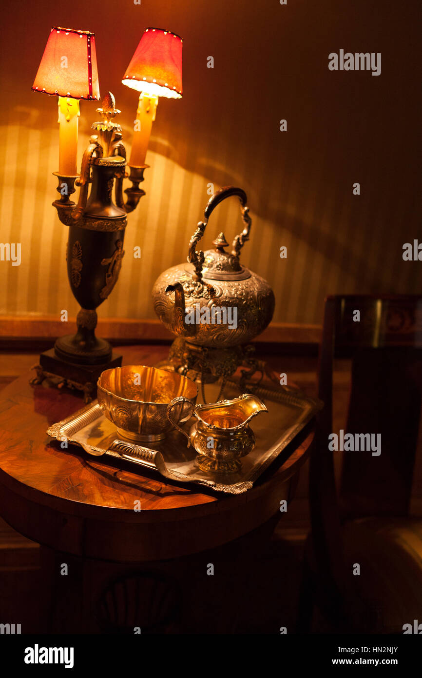 Tea 17th century hi-res stock photography and images - Alamy