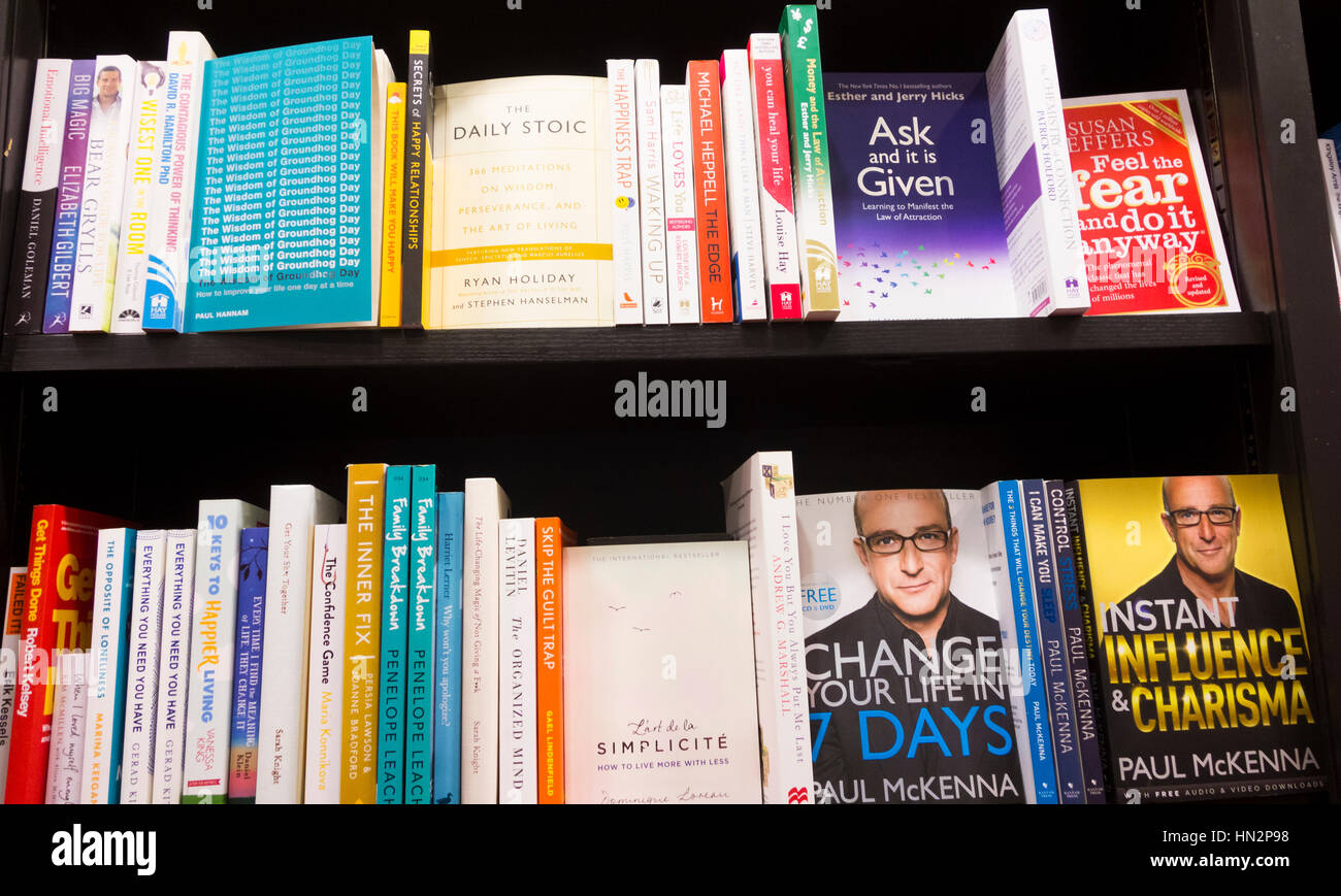 Books display book shop hi-res stock photography and images - Alamy