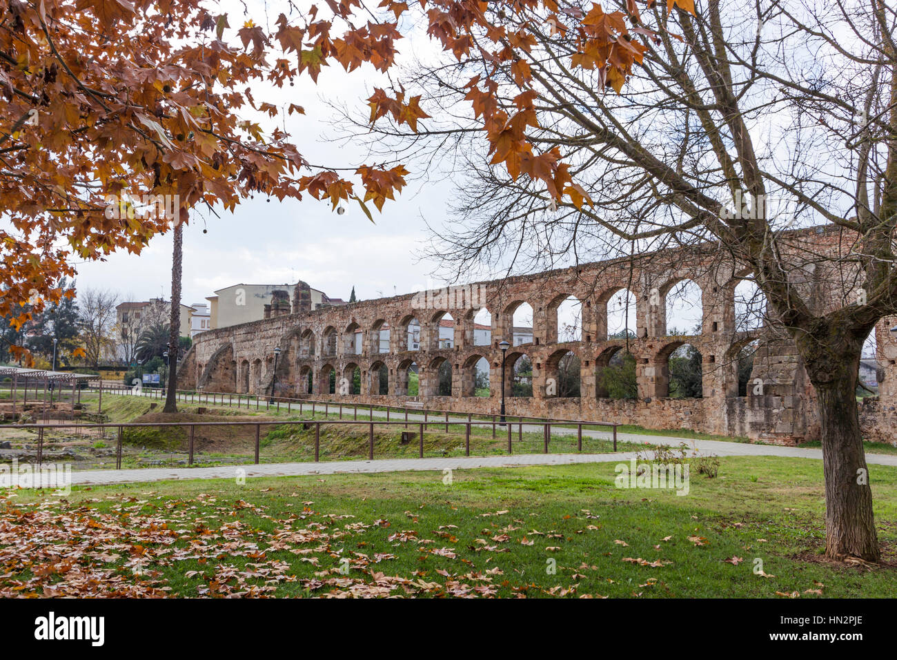 Merida, Extremadura, Spain. San Lázaro Aqueduct Stock Photo - Alamy