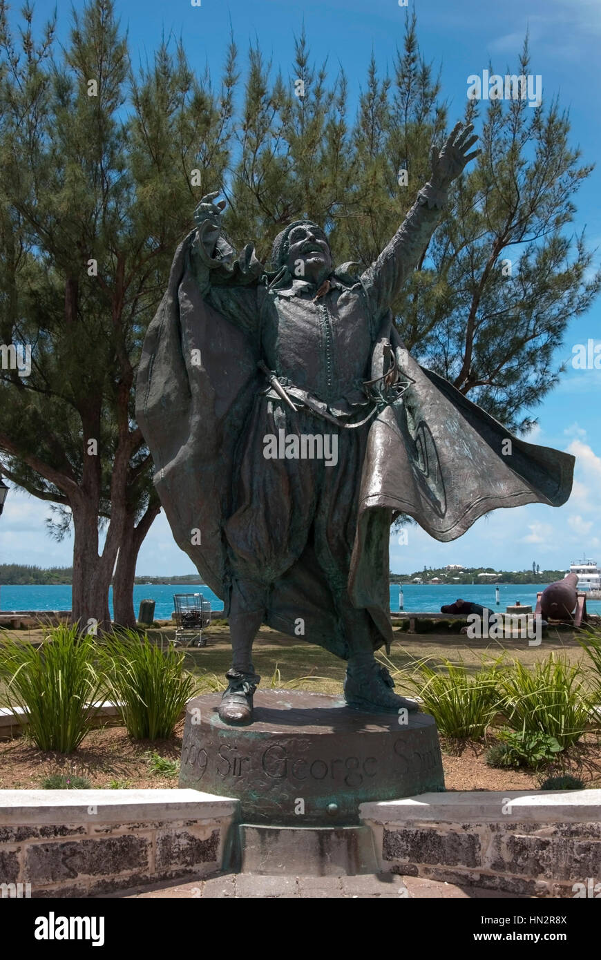 Statue of Admiral Sir George Somers St Georges Bermuda Stock Photo - Alamy
