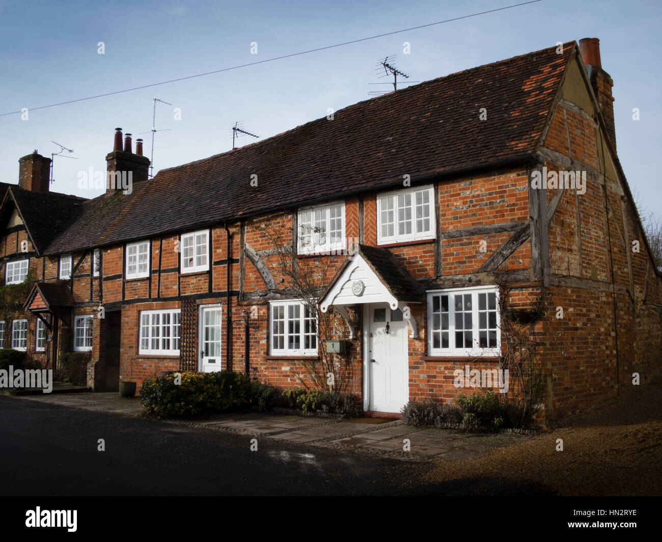 Greywell village hi-res stock photography and images - Alamy