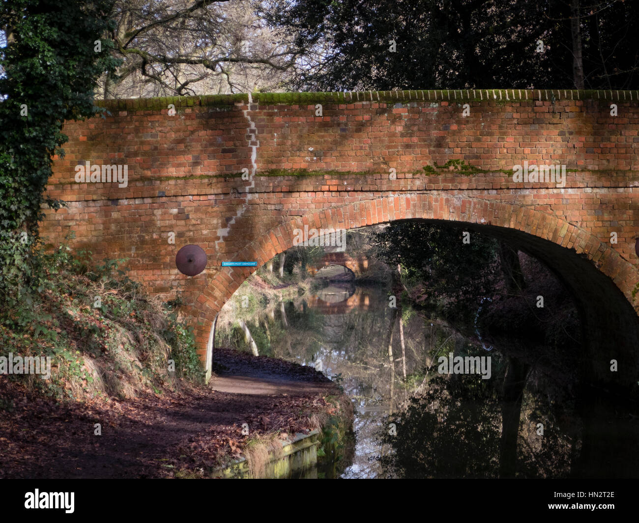 Bridge basingstoke hampshire hi-res stock photography and images - Alamy
