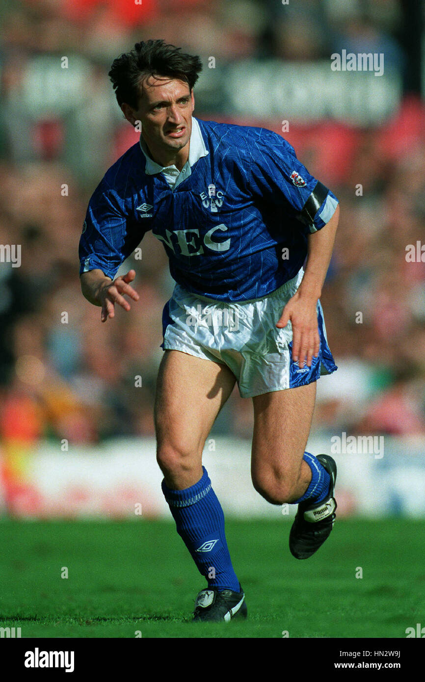 Pat nevin hi-res stock photography and images - Alamy