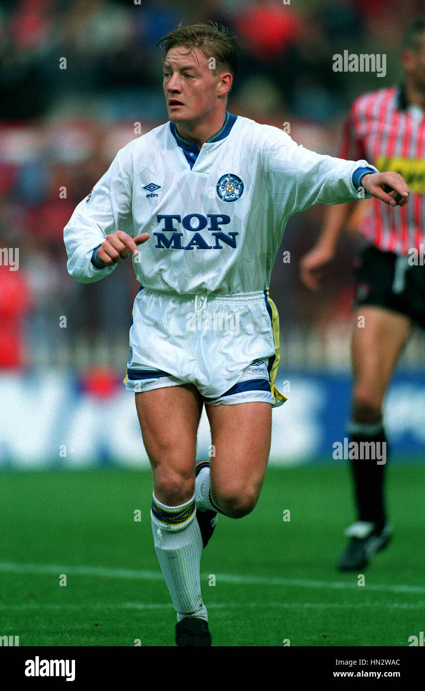 DAVID BATTY LEEDS UNITED FC 12 October 1990 Stock Photo - Alamy