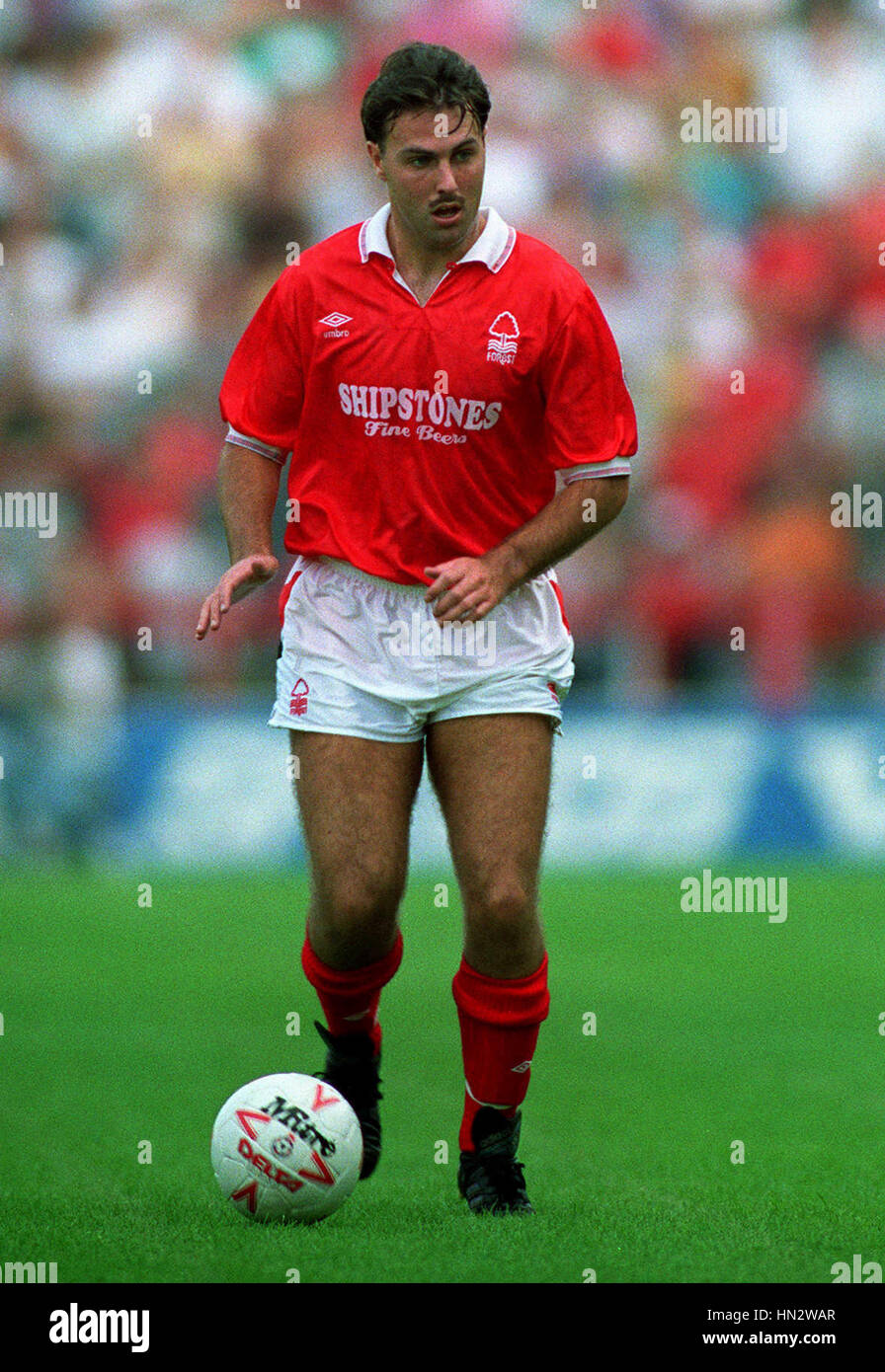 BRETT WILLIAMS NOTTINGHAM FOREST FC 24 November 1990 Stock Photo - Alamy