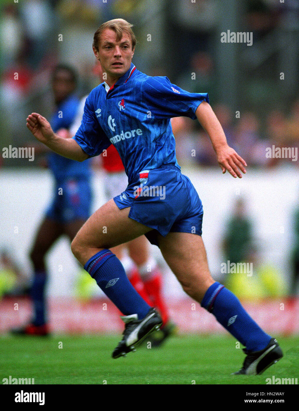 JOHN BUMSTEAD CHELSEA FC 12 November 1990 Stock Photo - Alamy