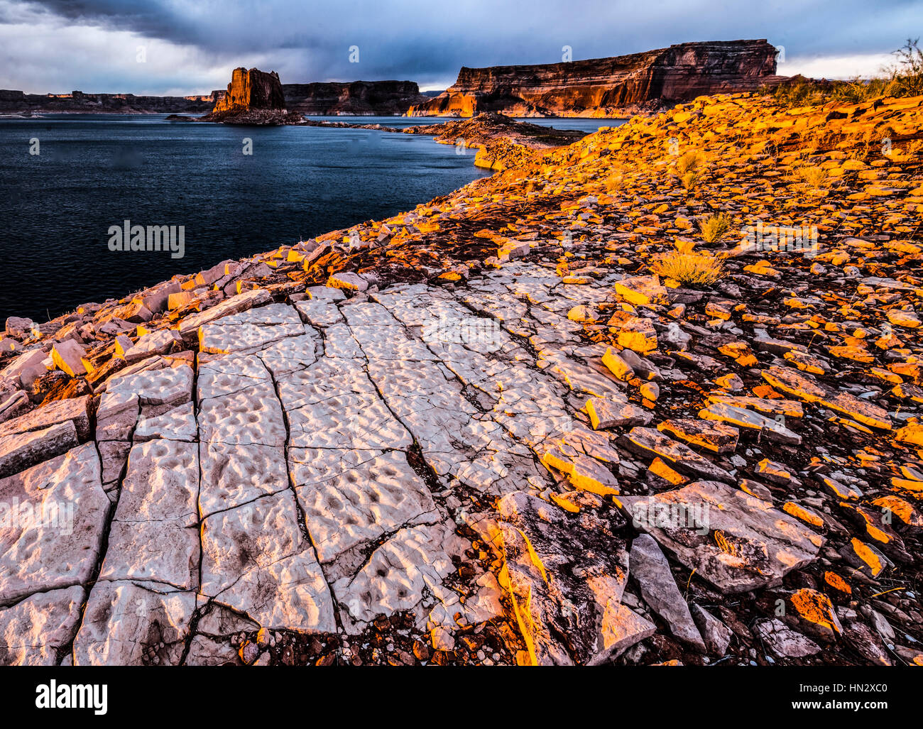Tesellated pavemnet rocks and Lake Powell Buttea, Glen Canyon National ...