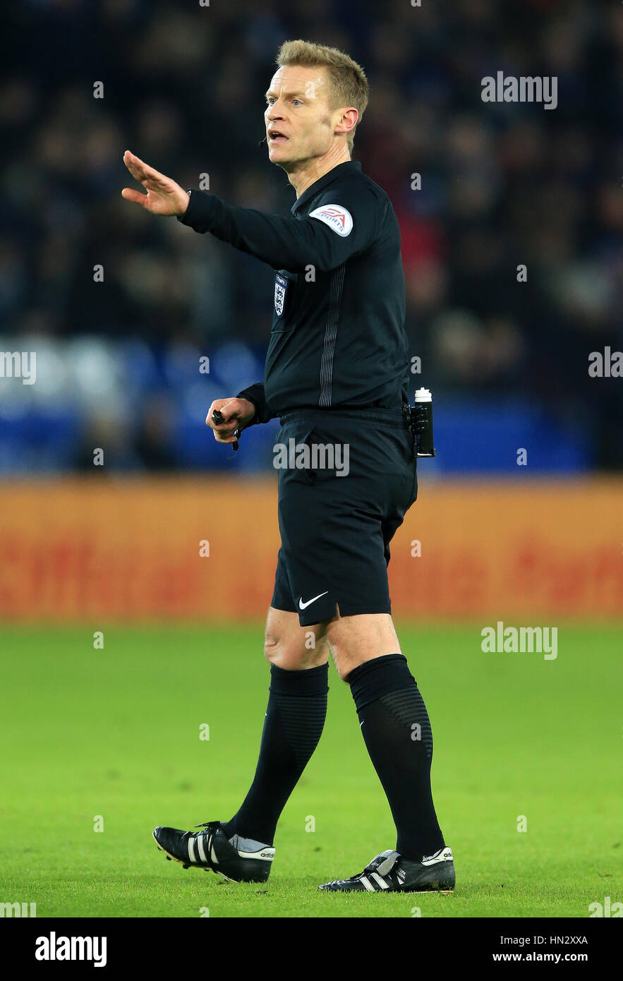 Referee Mike Jones during the Emirates FA Cup, Fourth Round Replay ...