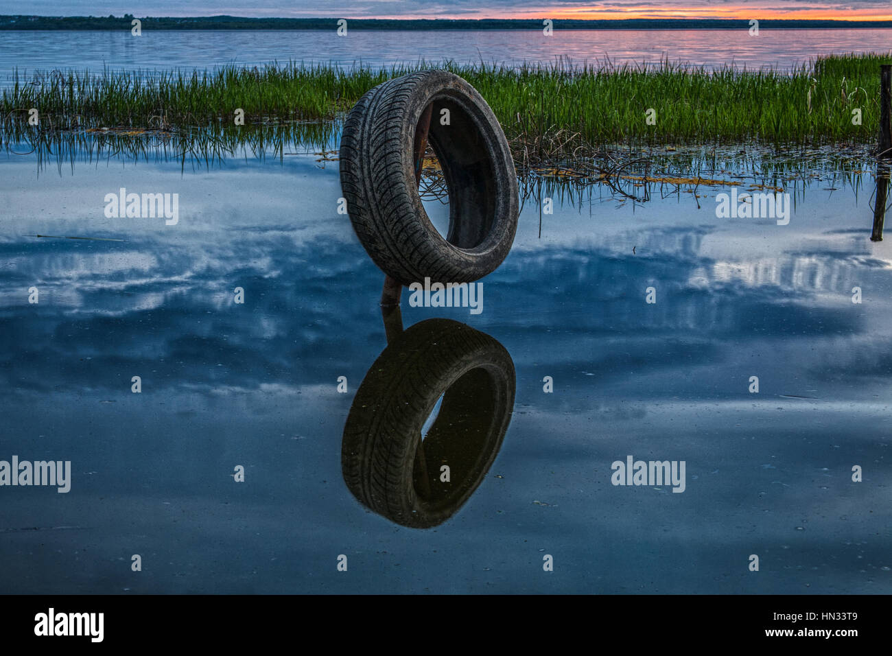 Life tires hi-res stock photography and images - Alamy