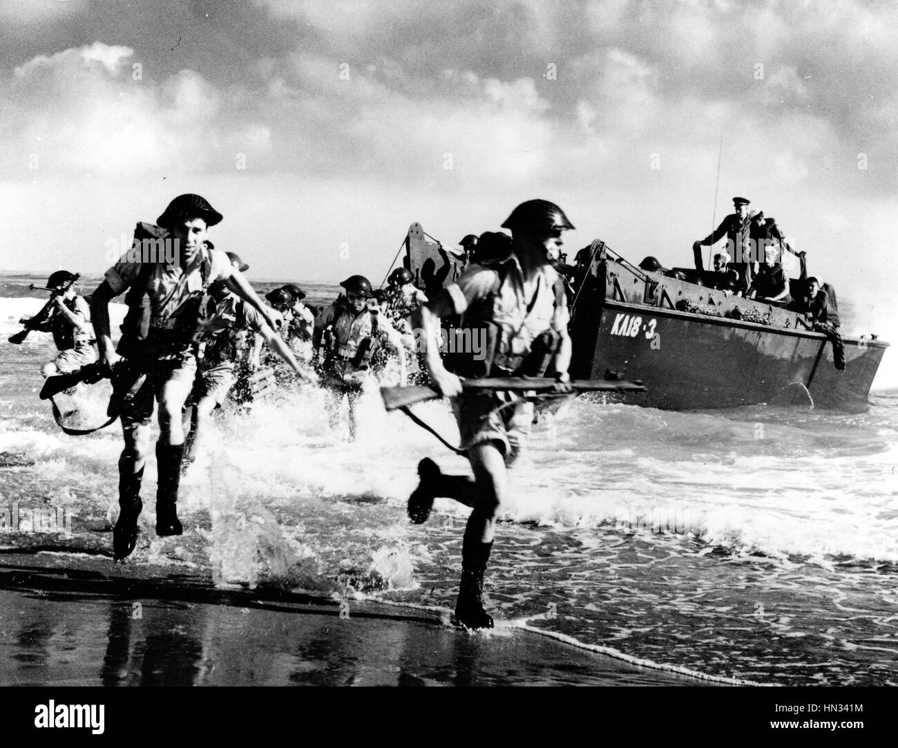 D day landing 1944 hi-res stock photography and images - Alamy