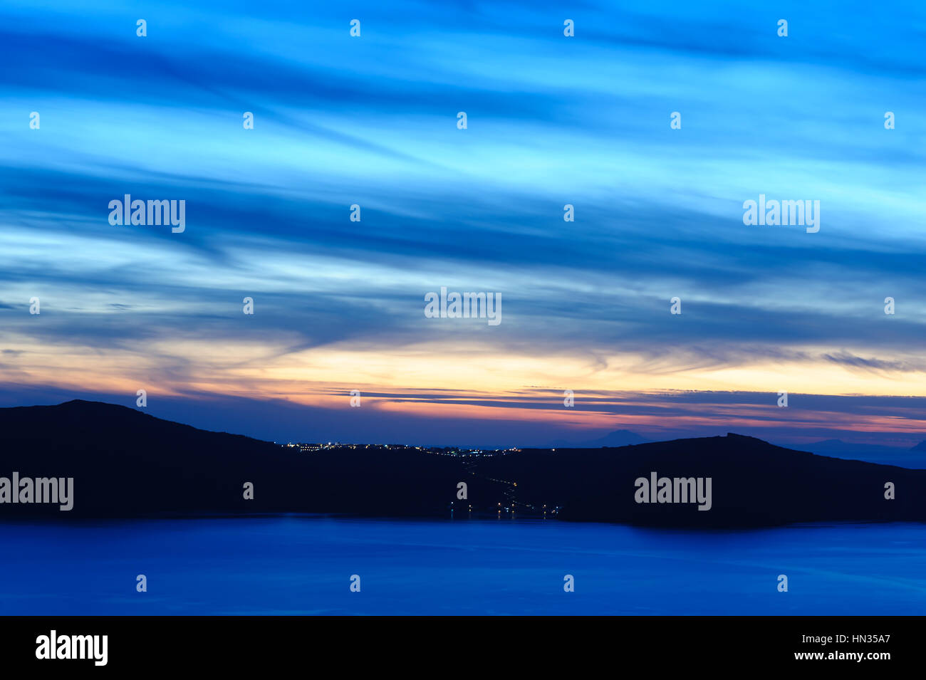 Santorini pink sunset hi-res stock photography and images - Alamy