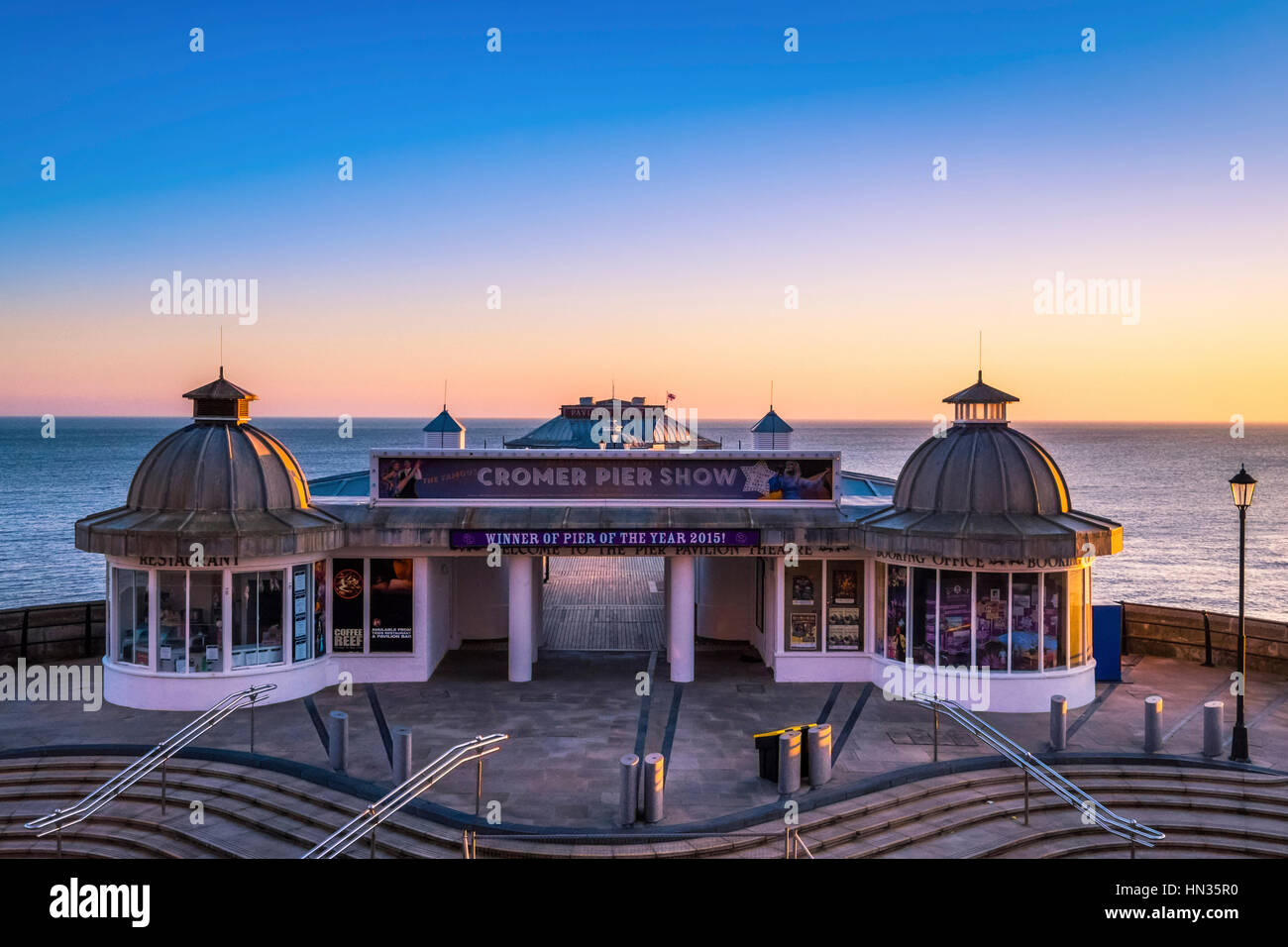 Cromer restaurant hi-res stock photography and images - Alamy