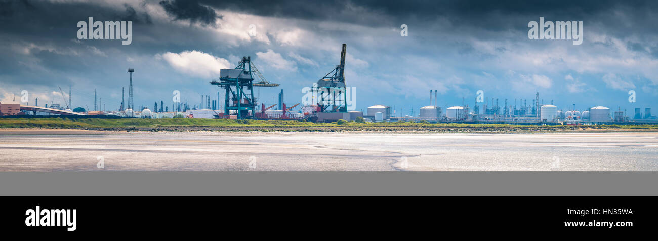 Panoramic view of Teesside industrial area Stock Photo - Alamy