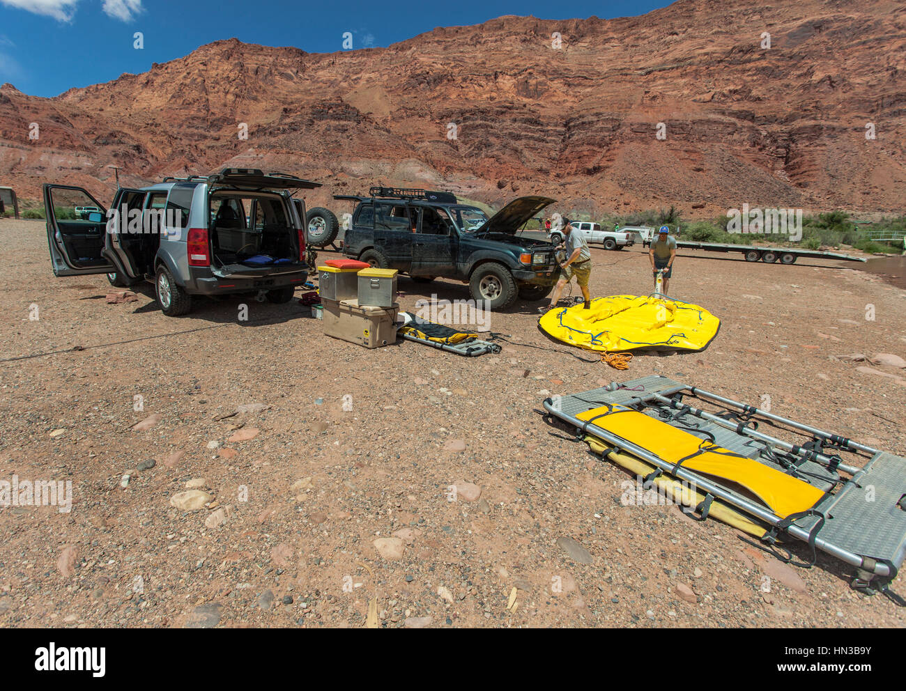 People Loading Boat From Vehicle At Lee's Ferry In Arizona Stock Photo ...
