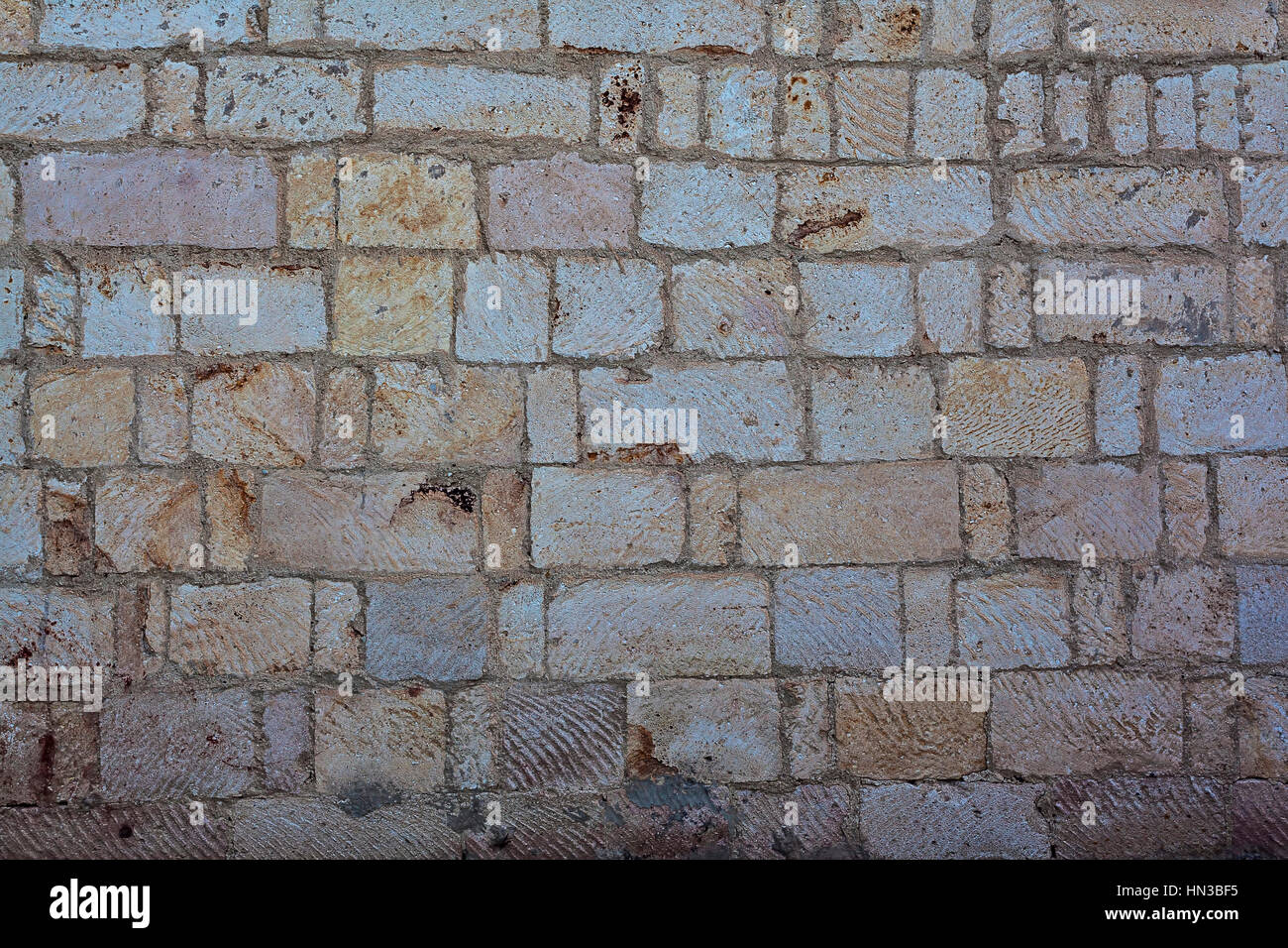The wall of the house of stone blocks Stock Photo - Alamy