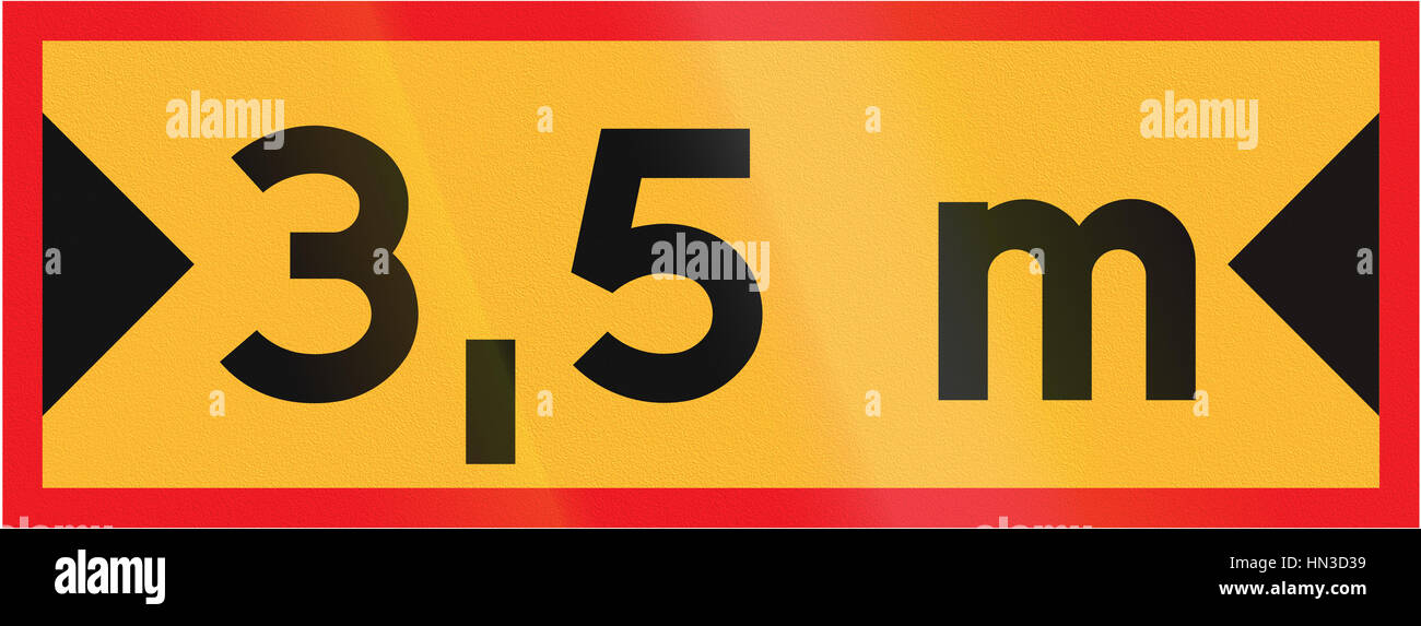 Lateral clearance hi-res stock photography and images - Alamy