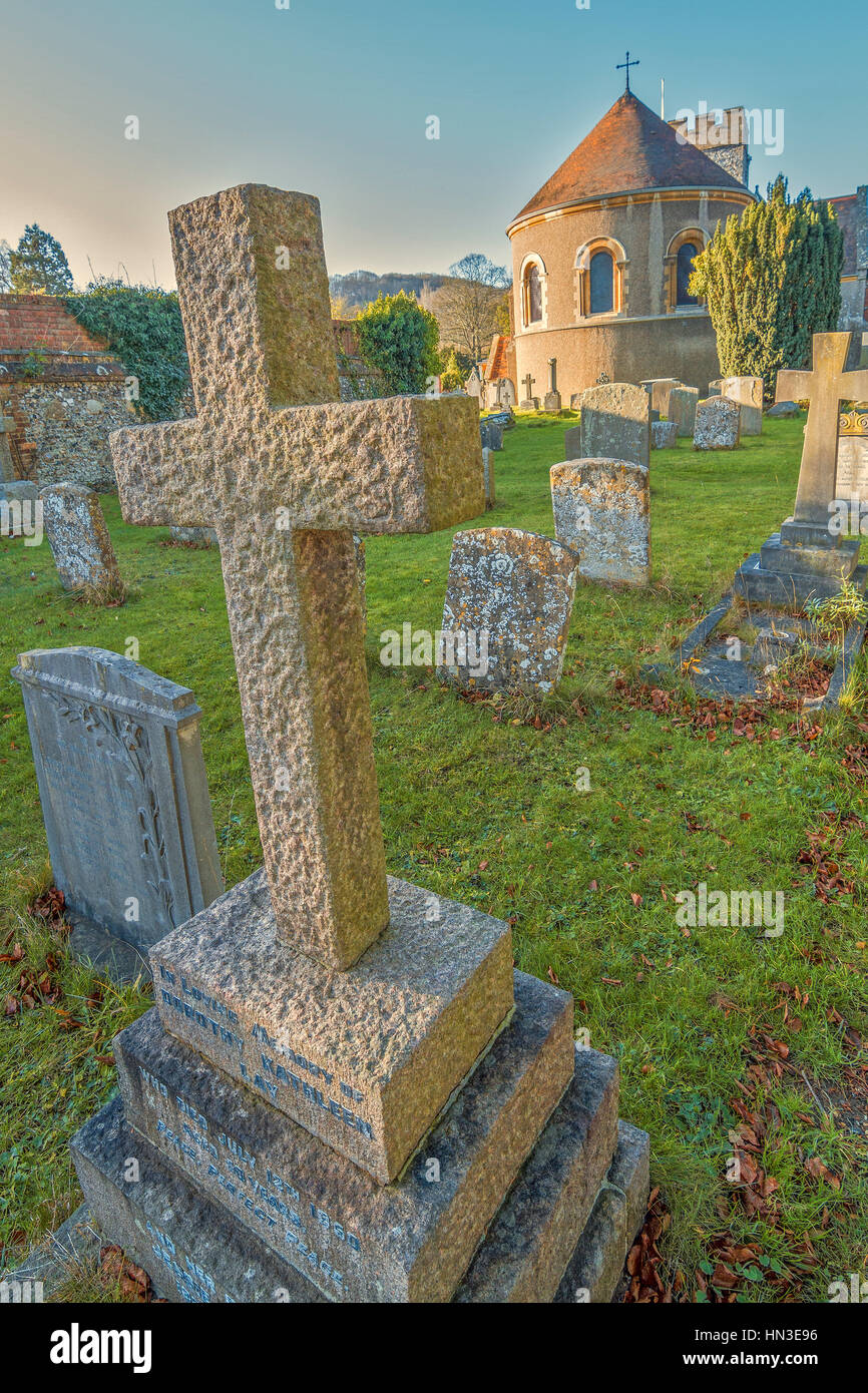 St Thomas Church Graveyard Goring On Thames Oxfordshire UK Stock Photo ...