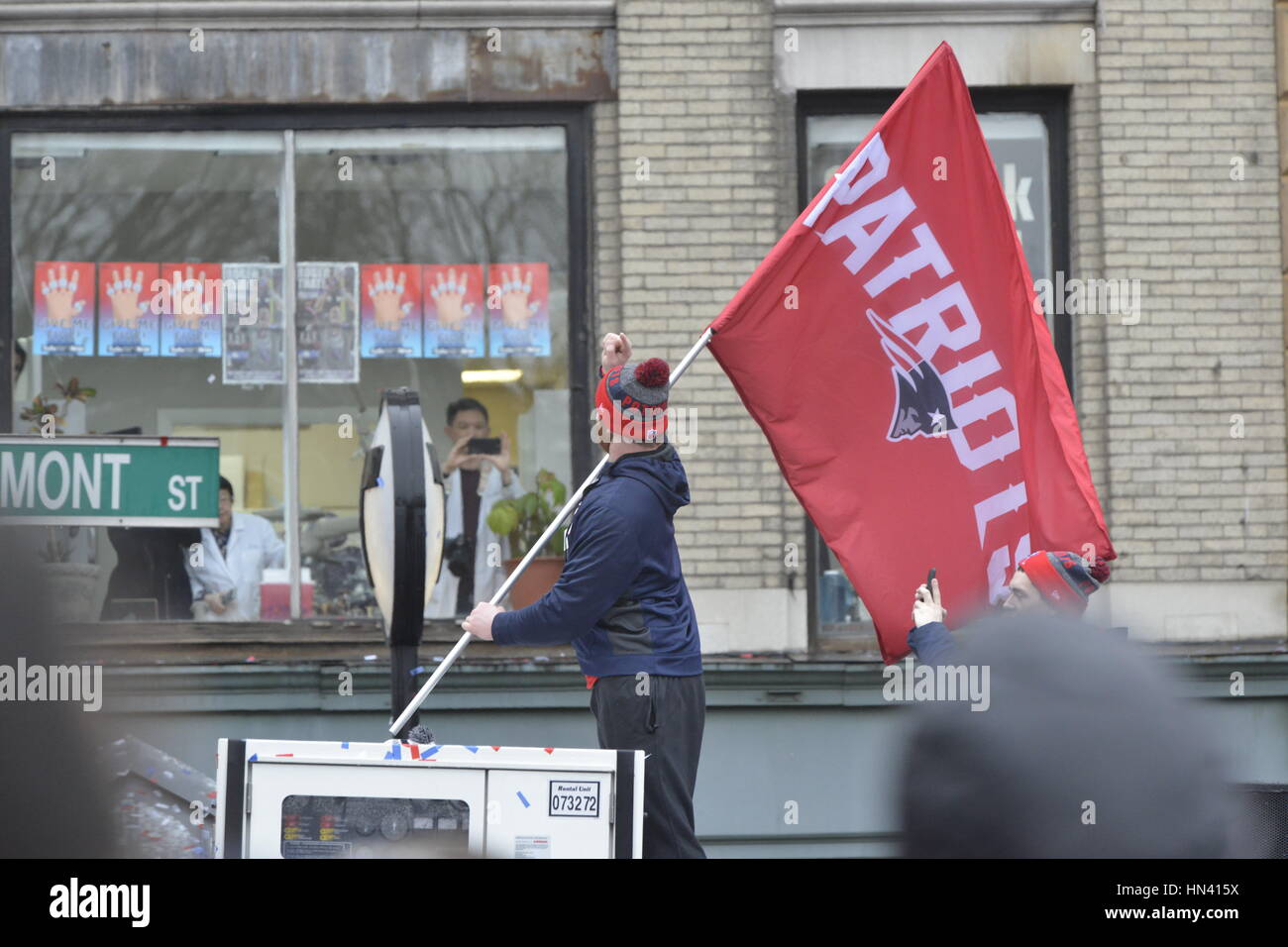 Boston, Massachusetts, USA. 7th Feb, 2017. Fans have come out in a ...