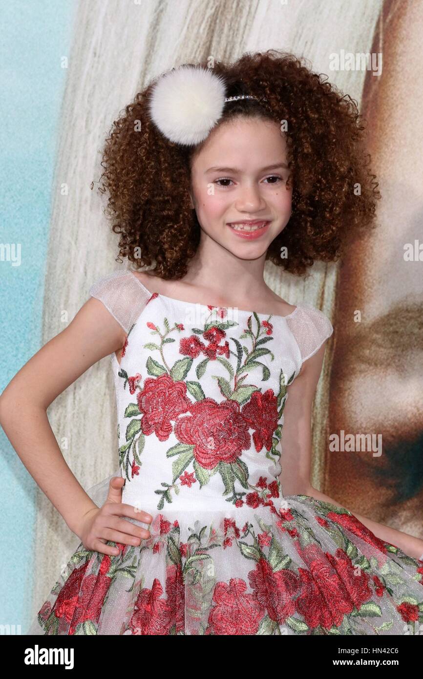 Los Angeles, CA, USA. 7th Feb, 2017. Chloe Coleman at arrivals for BIG ...