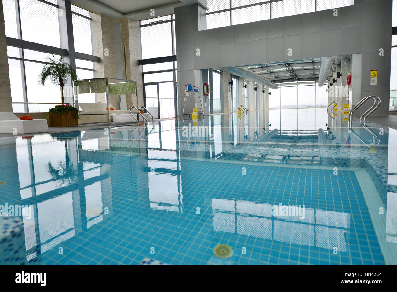 Glass Swimming Pool Shanghai High Resolution Stock Photography and ...