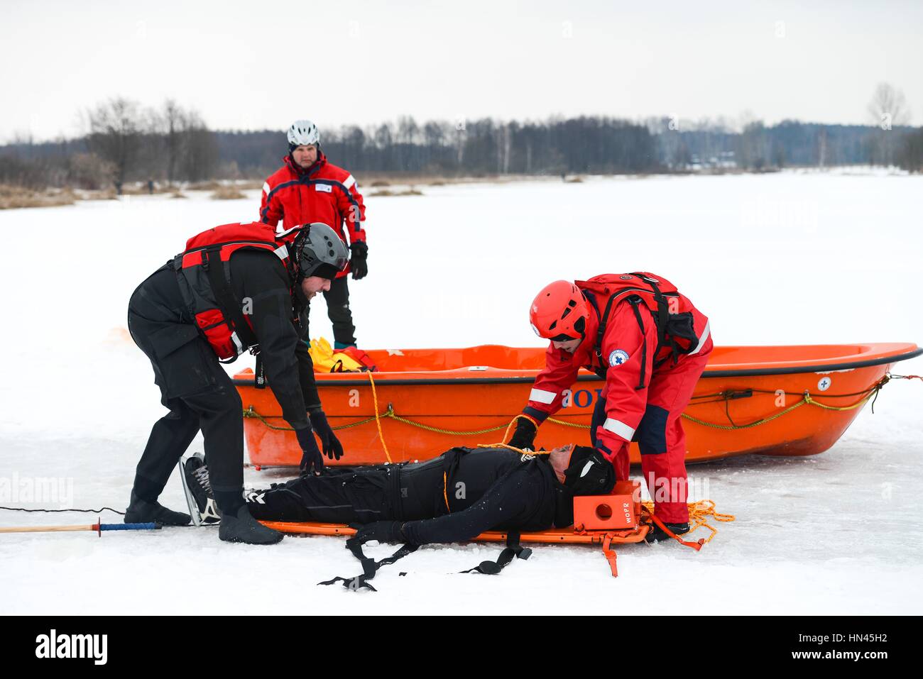 Piotrkow Trybunalski, Poland. 8th February 2017. Members of Naval ...