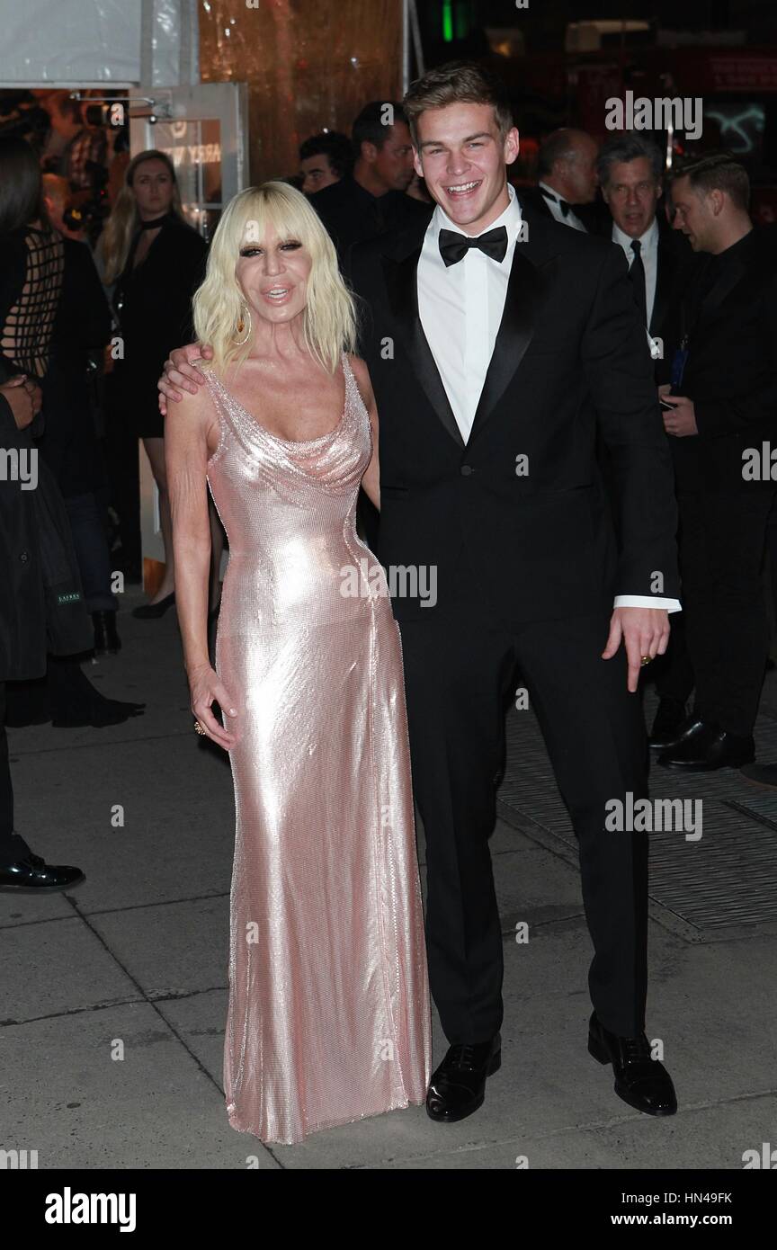 New York, NY, USA. 8th Feb, 2017. Donatella Versace arrives to amfAR'S ...