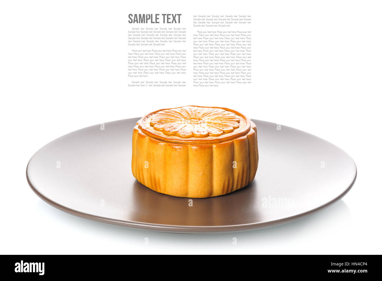 Mooncake, Chinese Mid-autumn festival dessert Stock Photo - Alamy