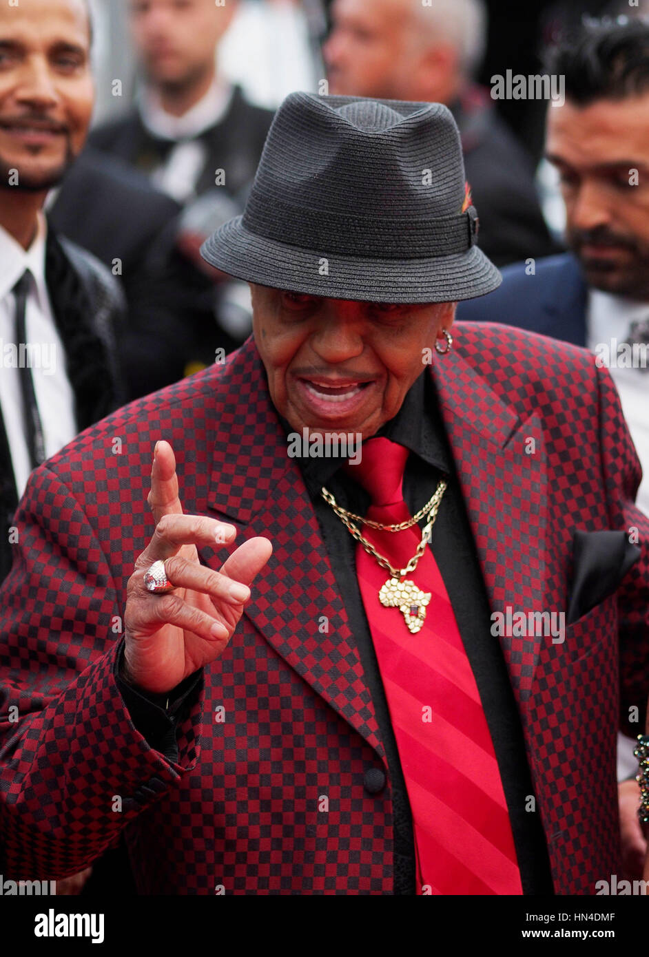 Joe Jackson arrives at the premiere for the film, "Sicario" at the 68th ...