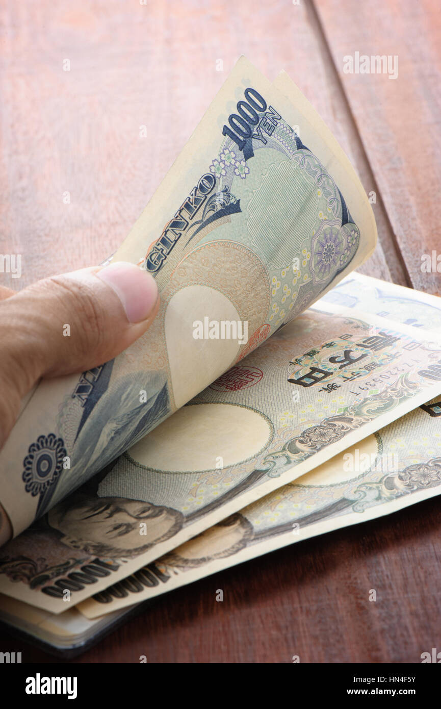 Japanese currency notes , Japanese Yen Stock Photo - Alamy