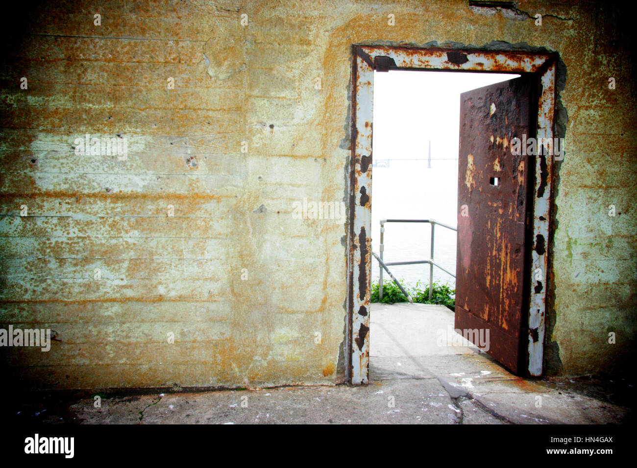 Alcatraz Rec Yard Door to San Francisco Bay Stock Photo - Alamy