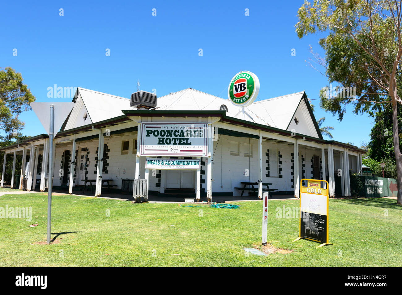 Outback pub, the Pooncarie Hotel, in the remote town of Pooncarie, New ...