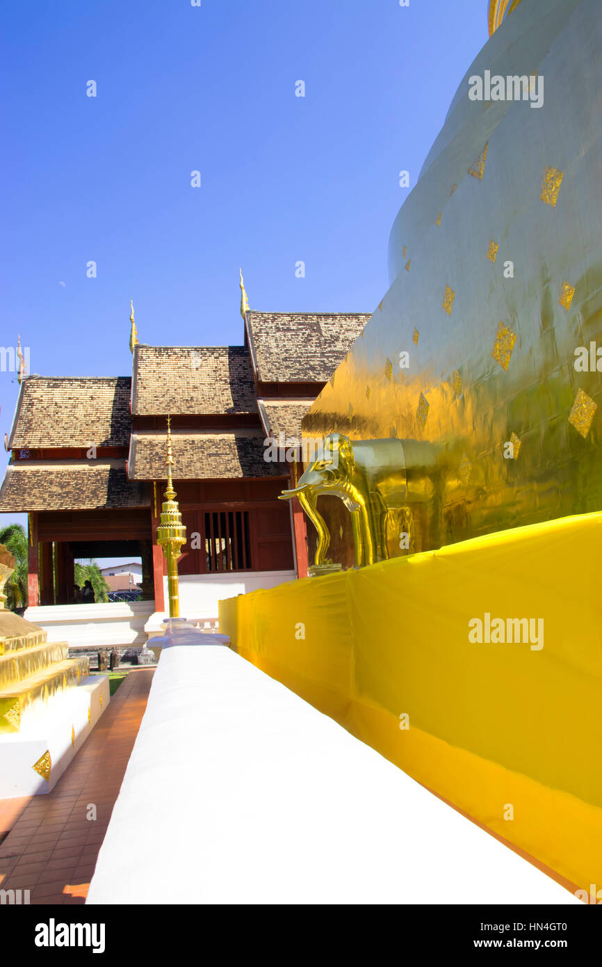 gold paper background Stock Photo - Alamy