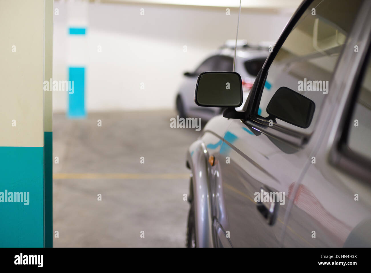side window of pick up staying in parking Stock Photo - Alamy