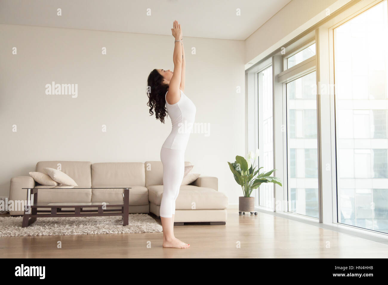 Tadasana hi-res stock photography and images - Alamy